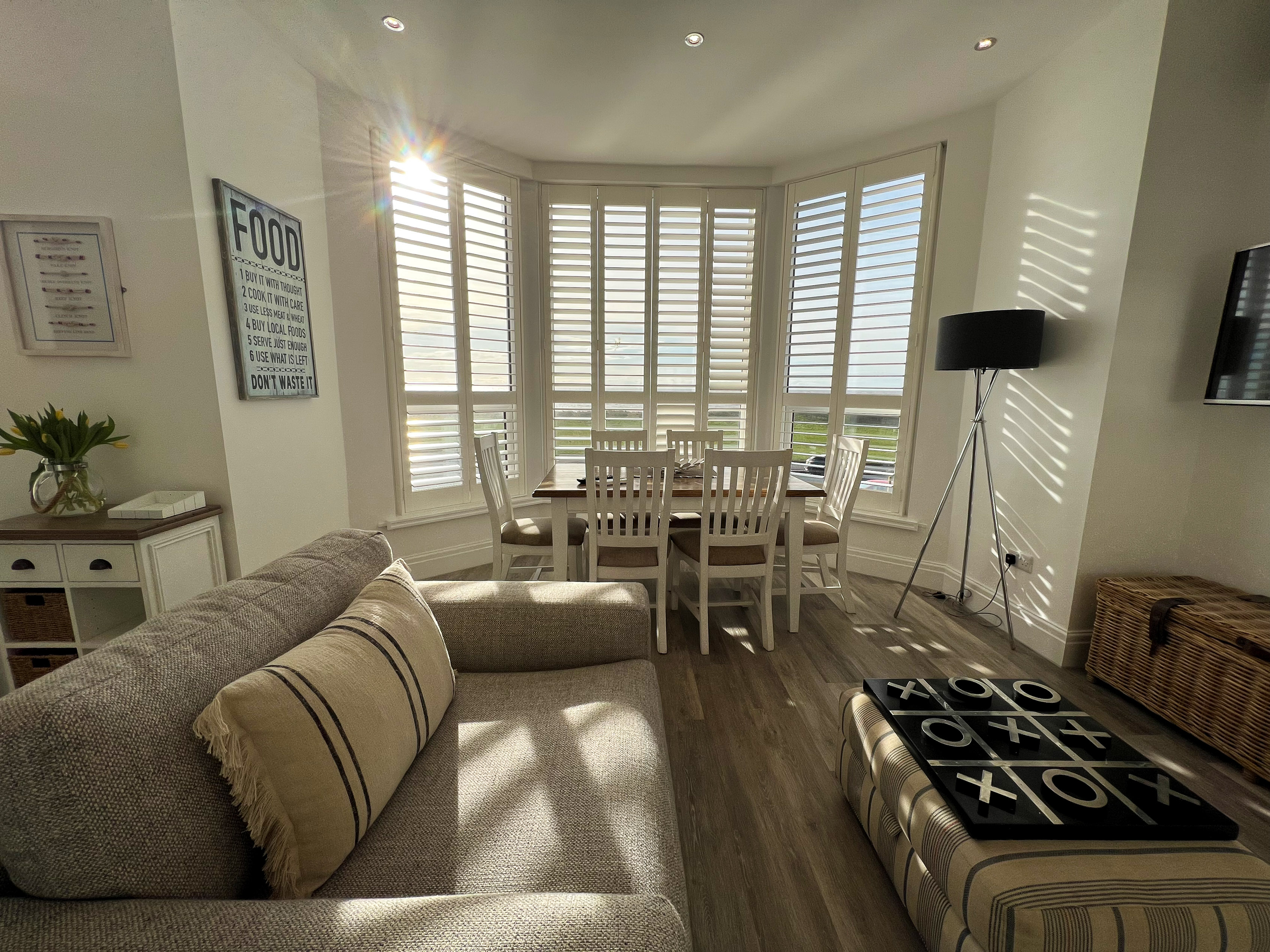 Beach Hut Rental - St Annes Beach Huts and Apartments